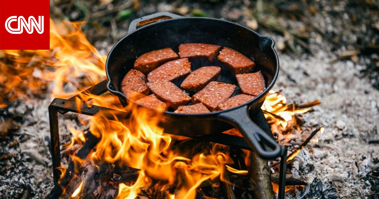 هذا الصيف.. إليك كيفية الطهي على نار المخيم بأمان - CNN Arabic