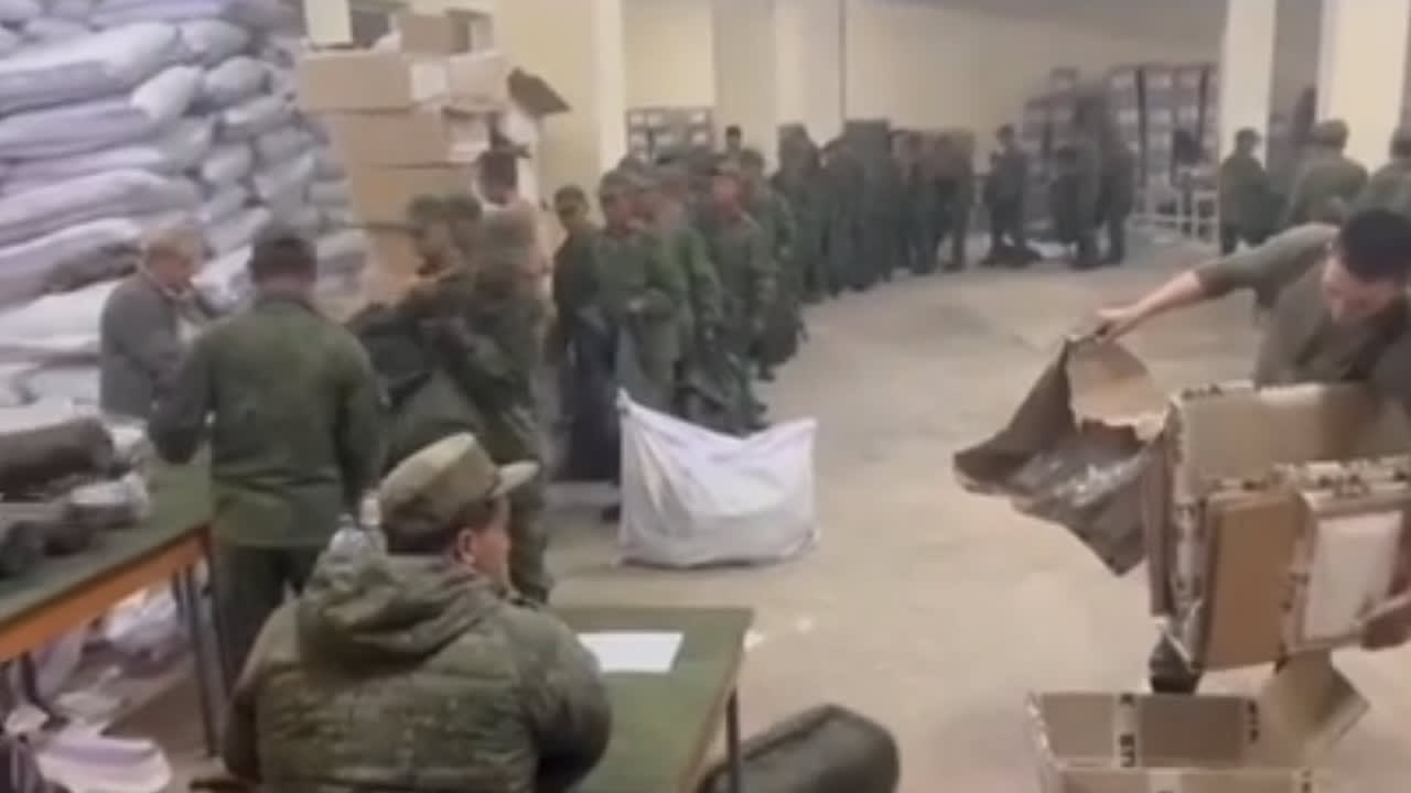 أوكرانيا تختبر سلاحا يمكنه إمطار معدن منصهر ما المادة التي يسقطها؟
