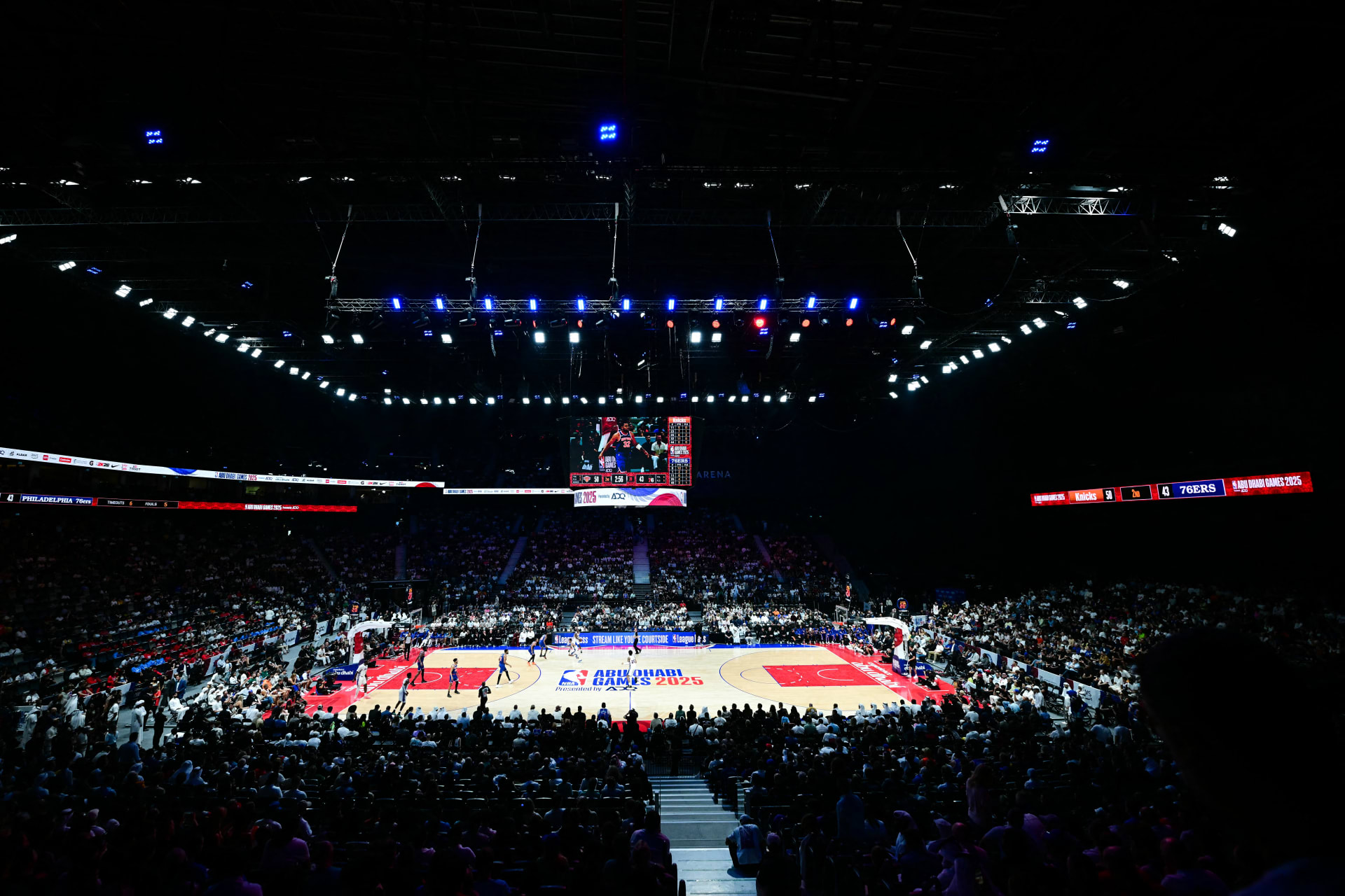 ماذا ارتدت النجمات العربيات في مباريات الـNBA في أبوظبي؟