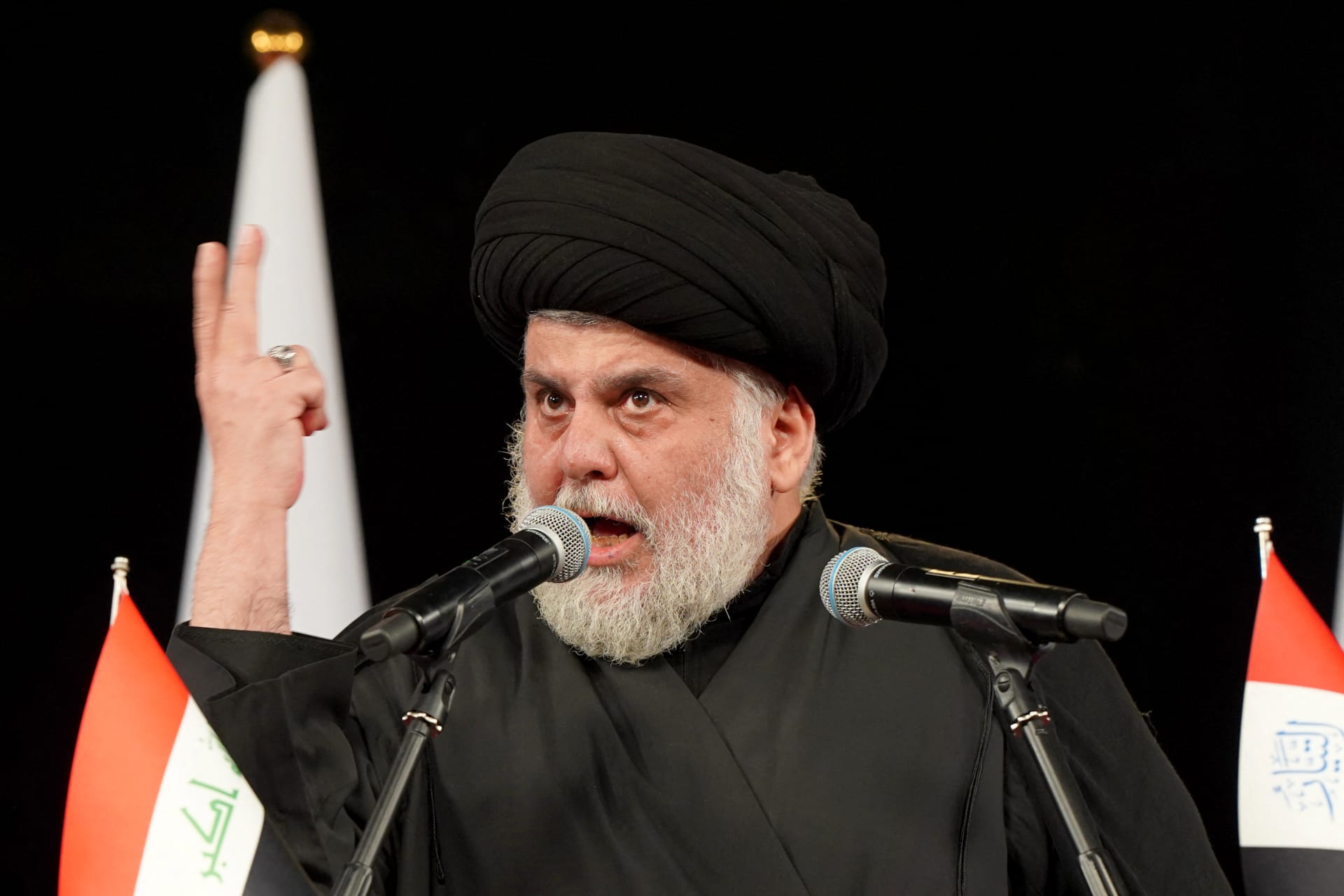 "صراط علي حق نمسكه".. الصدر يدعو لزيارة مليونية عن ضريح علي بن أبي طالب ...