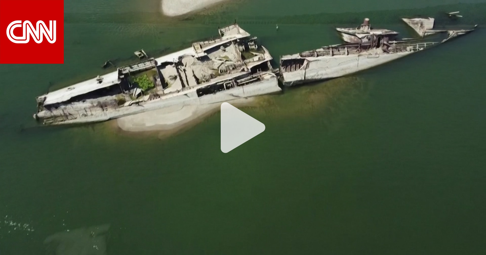 شاهد.. عشرات السفن الحربية الغارقة من الحرب العالمية الثانية تظهر بنهر ...