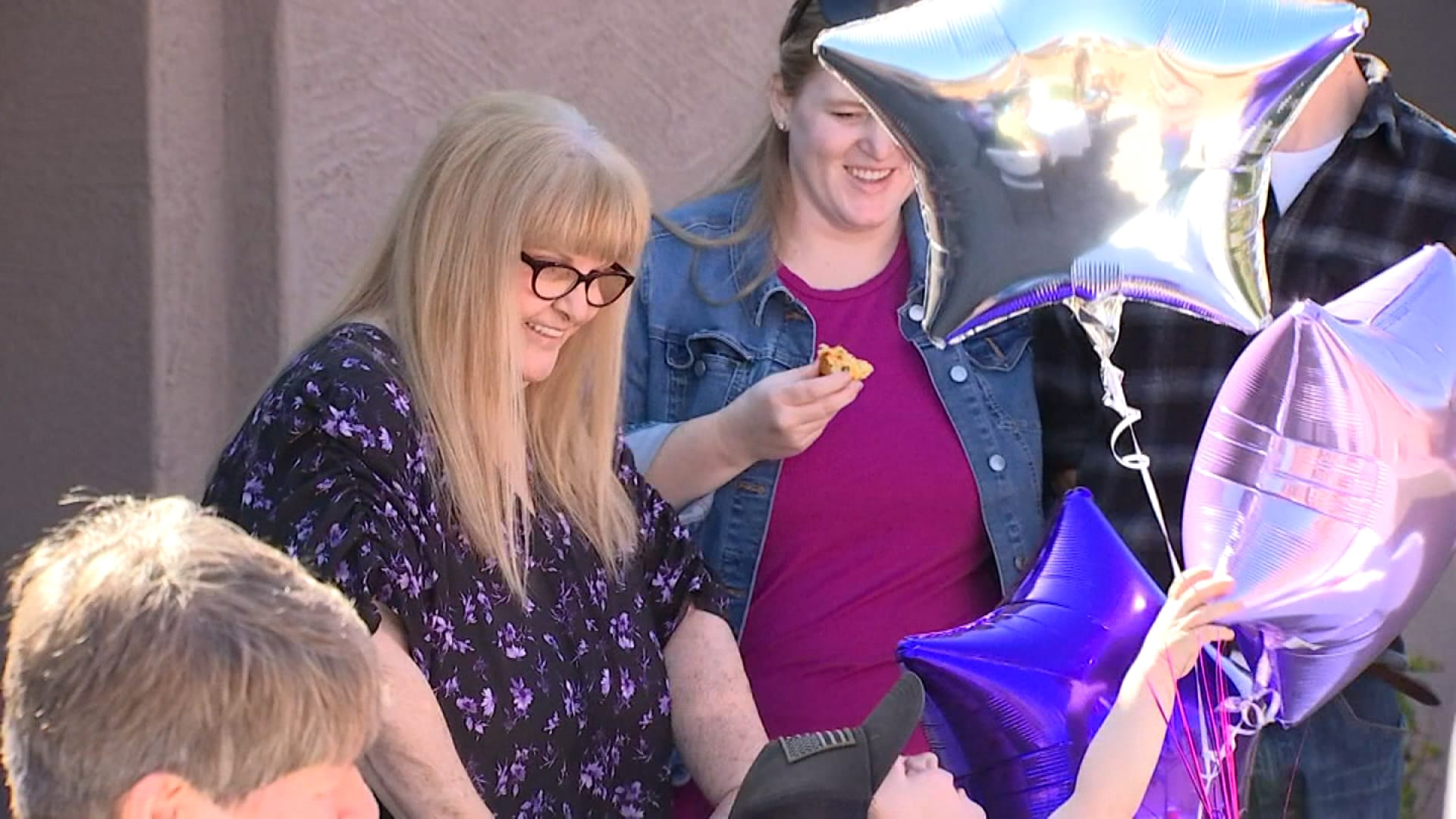 A 60 year old Woman Meets Her Original Family For The First Time Watch a-60-year-old-woman-meets-her-original-family-for-the-first-time-watch
