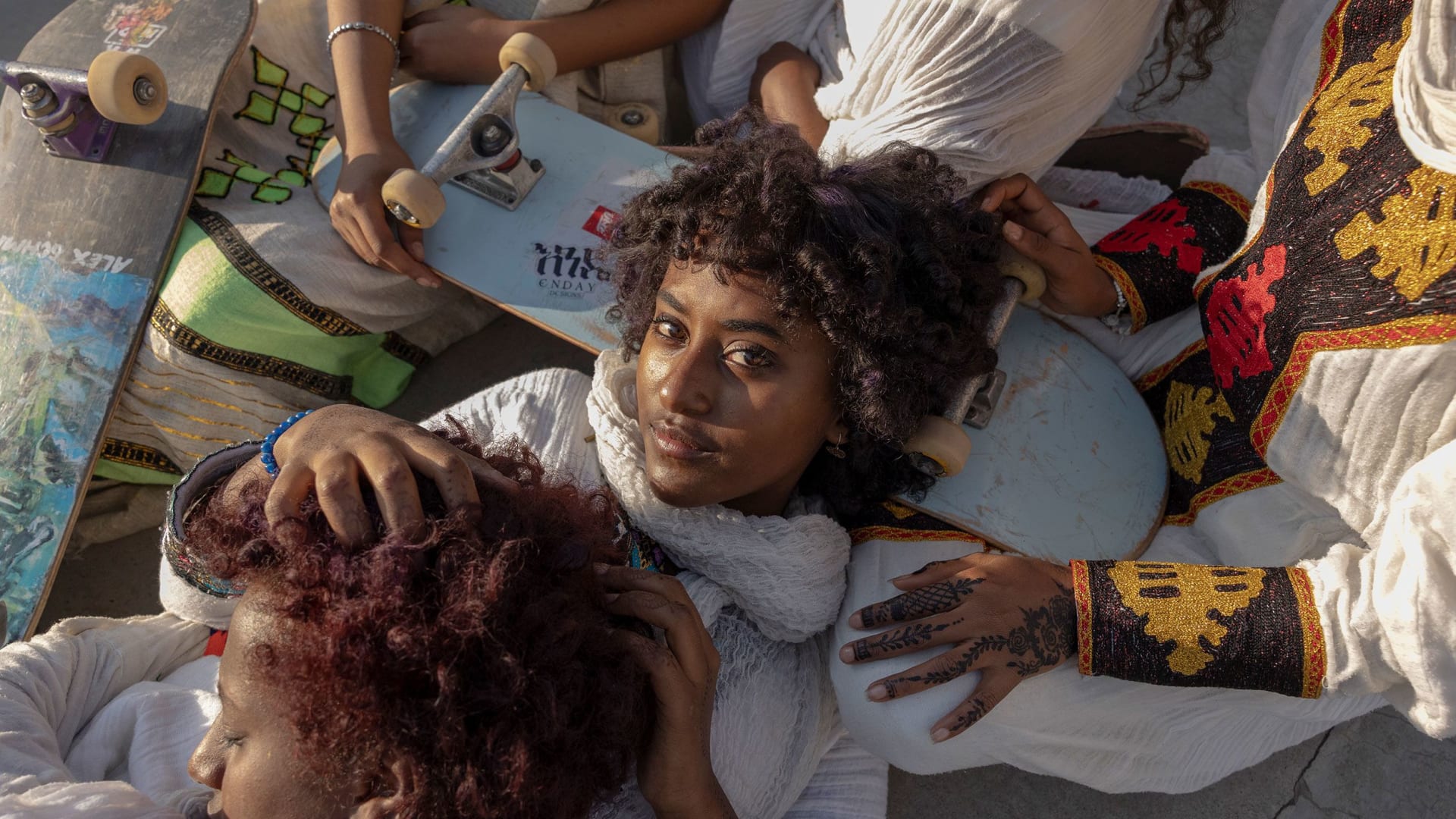 نساء يعملن في إزالة الألغام بالعراق ومصوّرة توثّق شجاعتهنّ