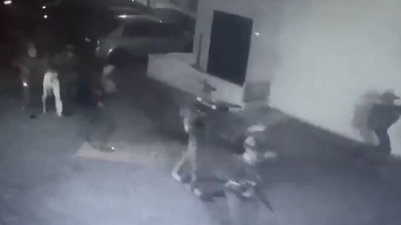 فيديو مزعوم للجيش الإسرائيلي يُظهر القبض على أحد كبار عناصر حزب الله