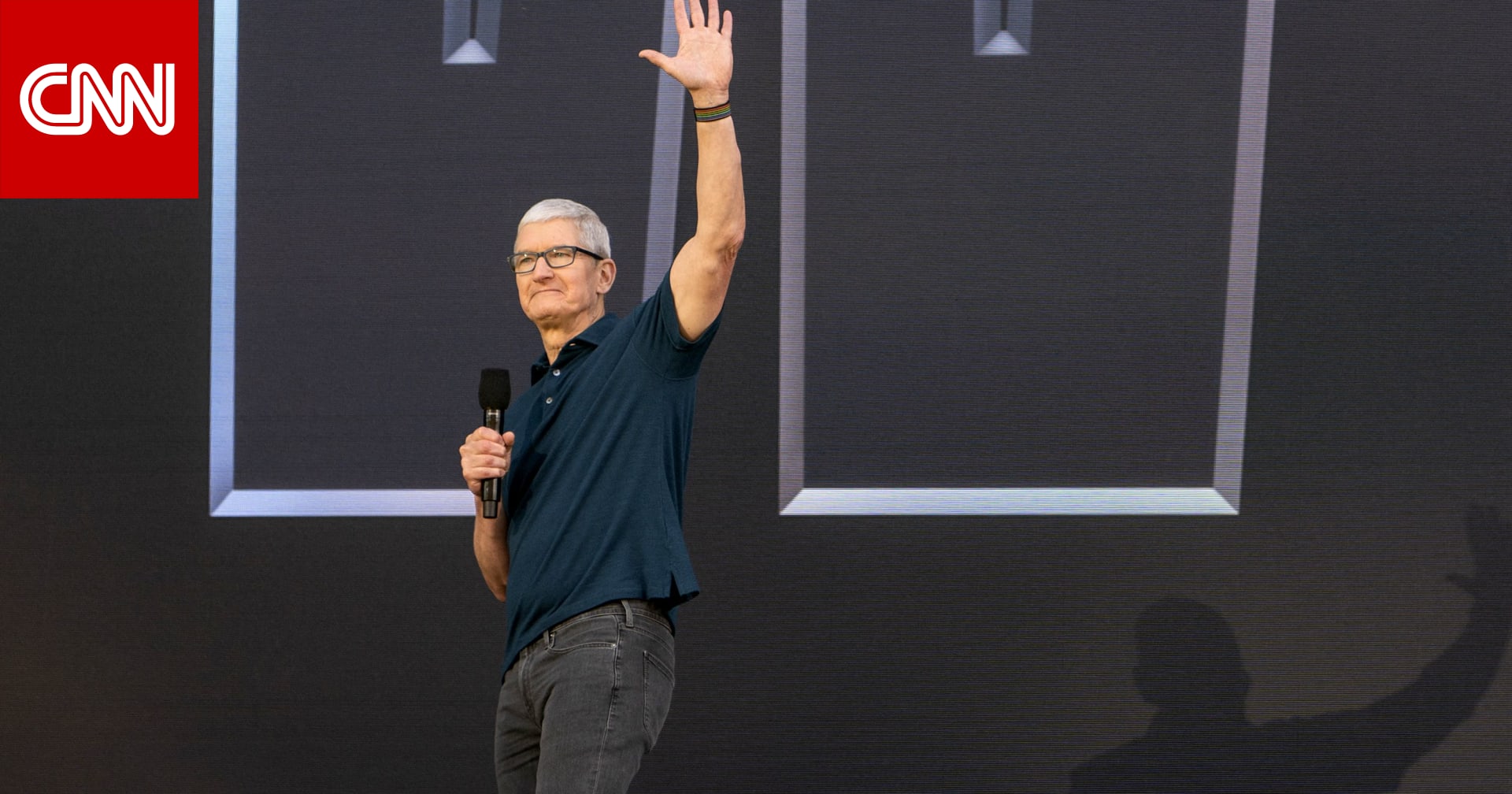 Apple unveils iOS 16 with a revamped lock screen and major iMessage ...